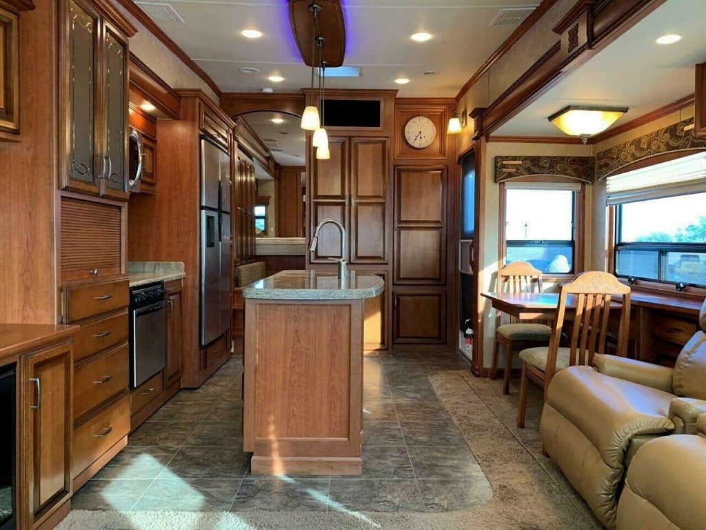 2012 DRV Mobile Suites 36 RSSB3 - True RV True RV