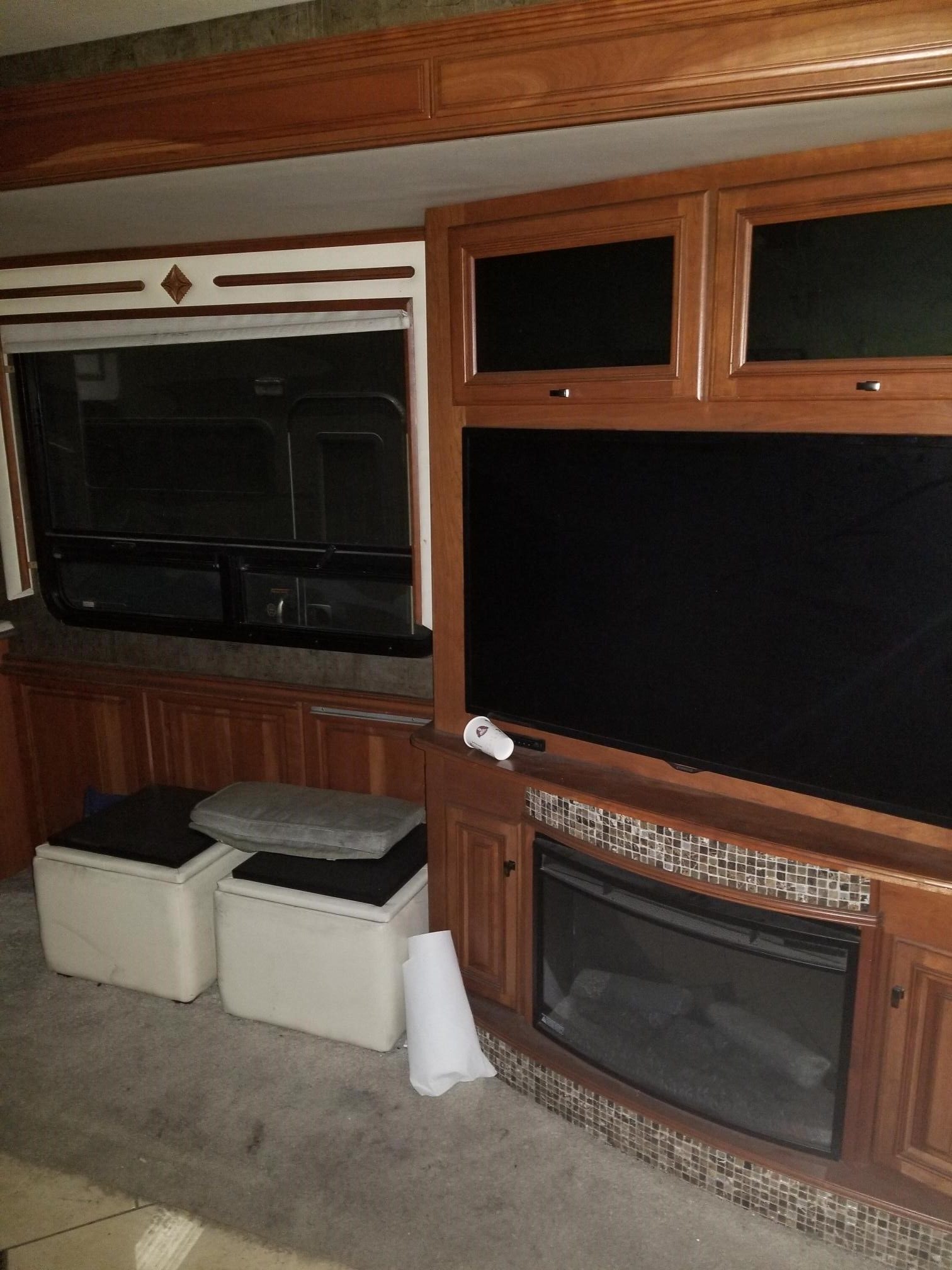 2014 Winnebago Itasca Ellipse 42QD Class A Diesel Coach - True RV True RV