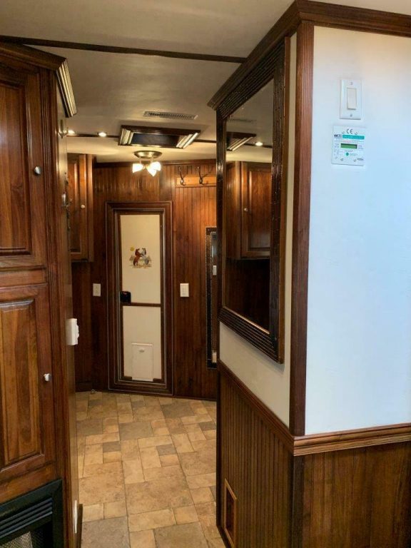 2006 DREAM COACH CUSTOM PLATINUM HORSE TRAILER LIVING QUARTER "SLIDE ...