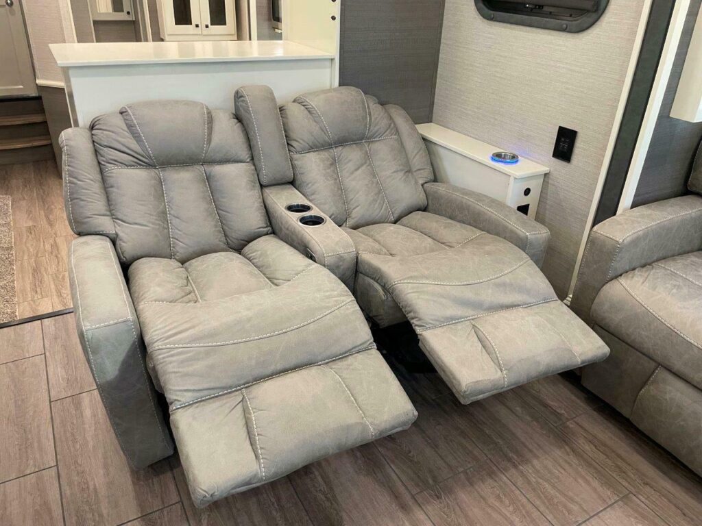 2021 VANLEIGH BEACON 41FLB FIFTH WHEEL TRAVEL TRAILER "BATH & HALF ...