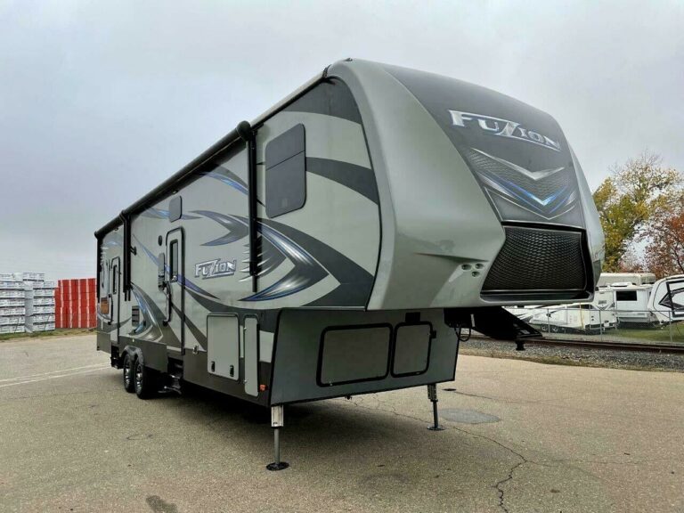 2015 KEYSTONE FUZION 325 TOY HAULER FIFTH WHEEL - True RV True RV