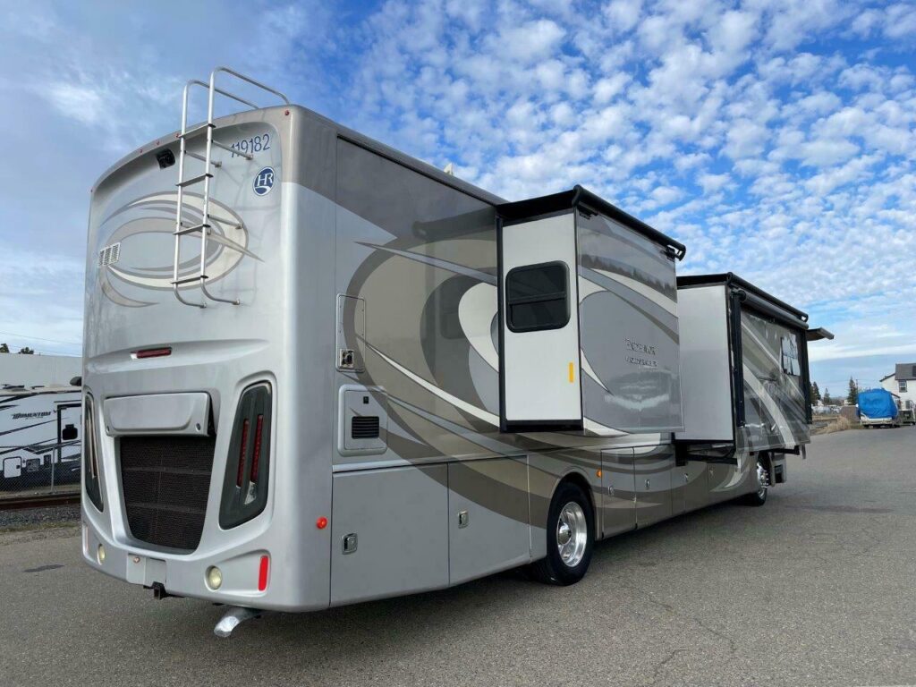 2016 HOLIDAY RAMBLER ENDEAVOR 40DP CLASS A DIESEL PUSHER MOTORHOME BATH ...