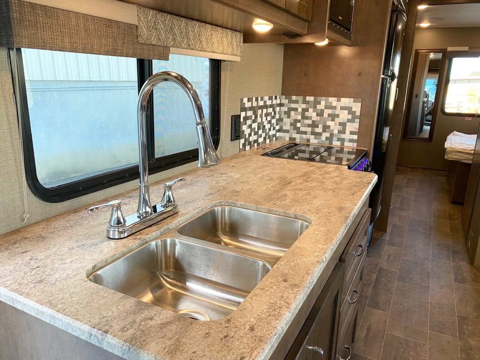 2019 WINNEBAGO INTENT CLASS A GAS MOTORHOME - True RV True RV