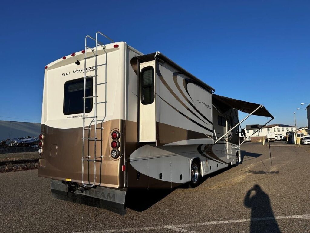 2006 GULF STREAM SUN VOYAGER 8368 CLASS A MOTORHOME - True RV True RV