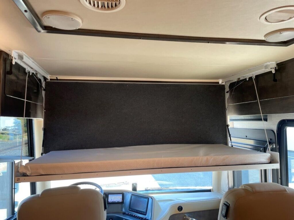 2022 TIFFIN PHAETON 40IH CLASS A COACH DIESEL PUSHER BATH & HALF - True ...