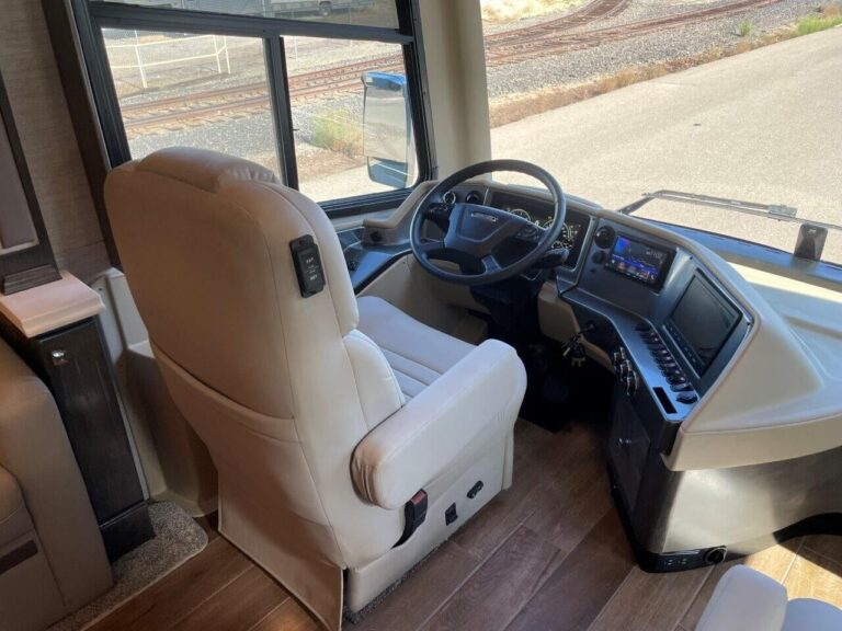 2022 TIFFIN PHAETON 40IH CLASS A COACH DIESEL PUSHER BATH & HALF - True ...