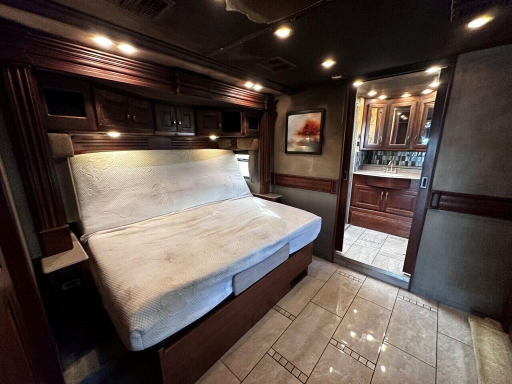 2016 Fleetwood Discovery 40E CLASS A COACH DIESEL PUSHER MOTORHOME ...