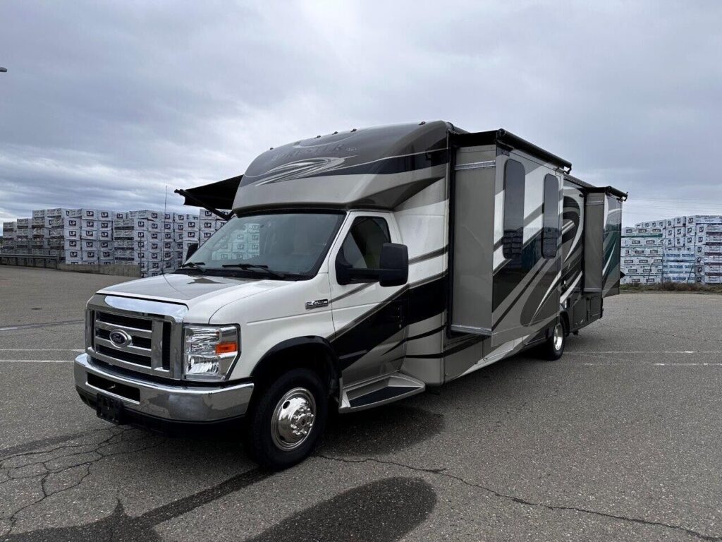 2016 FOREST RIVER FORESTER GTS 2801QS - True RV True RV