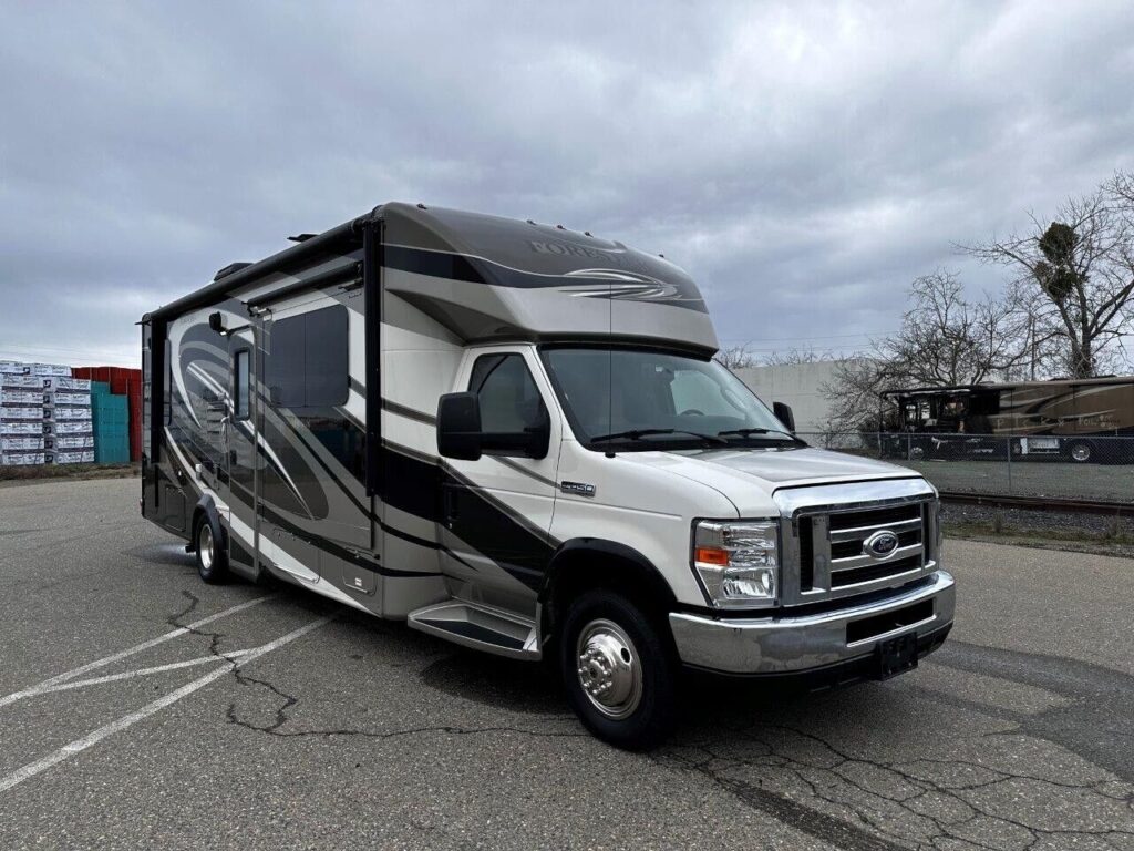 2016 FOREST RIVER FORESTER GTS 2801QS - True RV True RV