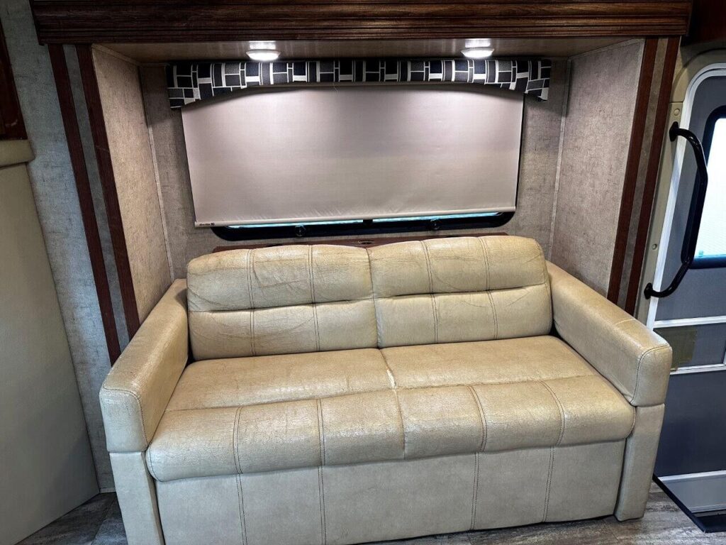 2016 FOREST RIVER FORESTER GTS 2801QS - True RV True RV