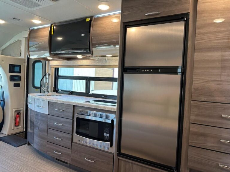 2021 THOR DELANO 24FB CLASS C MOTORHOME - True RV True RV