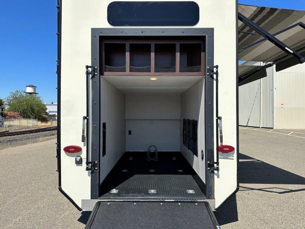 2019 JAYCO NORTH POINT 385THWS FIFTH WHEEL TOY HAULER TRAILER - True RV ...
