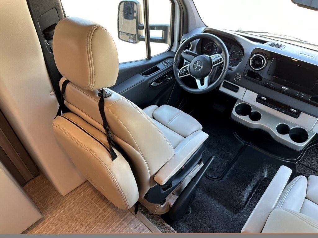 2021 THOR DELANO 24FB CLASS C MOTORHOME - True RV True RV