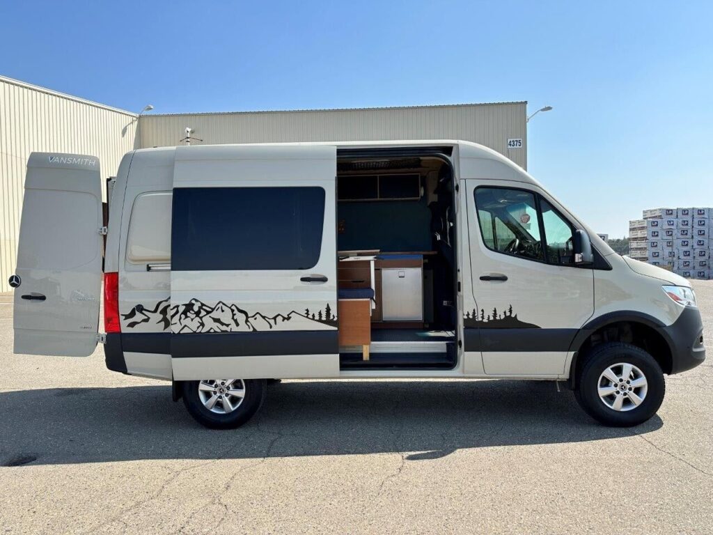 2020 MERCEDES-BENZ SPRINTER VANSMITH CLASS B MOTORHOME 4X4 - True RV ...