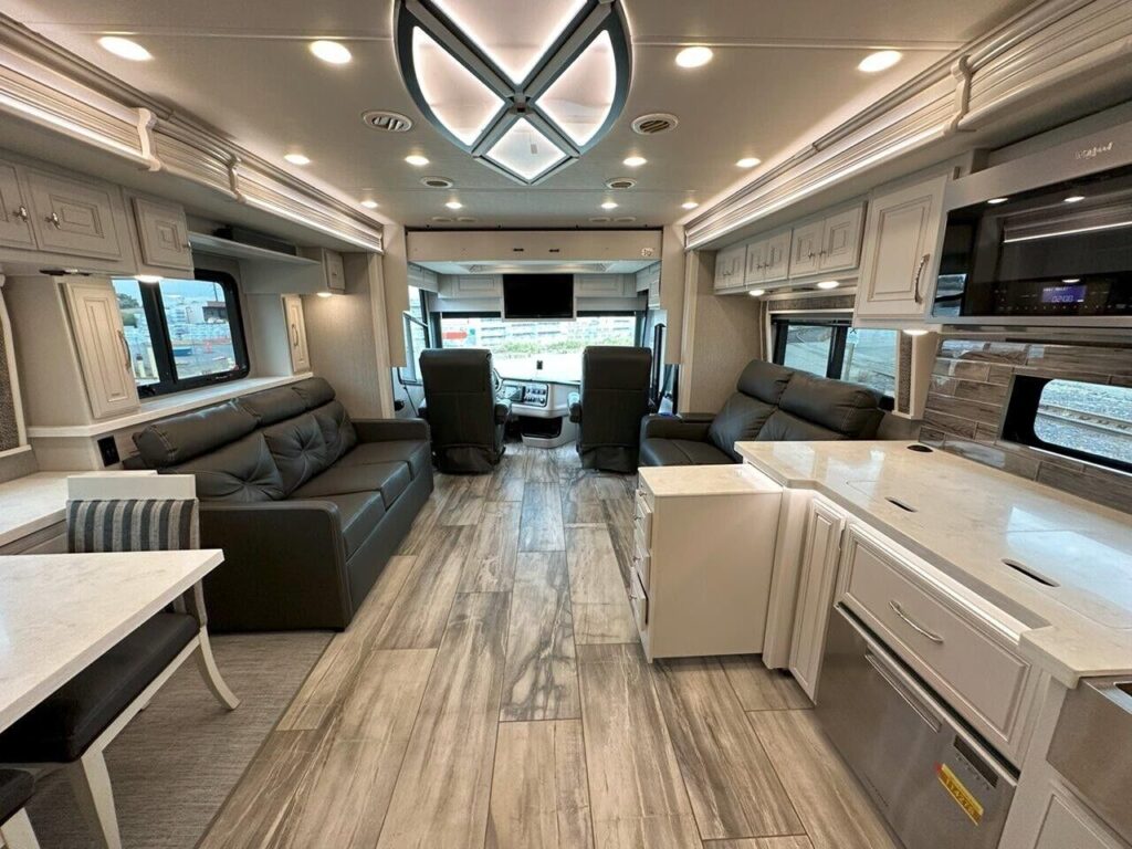 2022 HOLIDAY RAMBLER ARMADA 40M CLASS A COACH DIESEL MOTORHOME "BATH ...