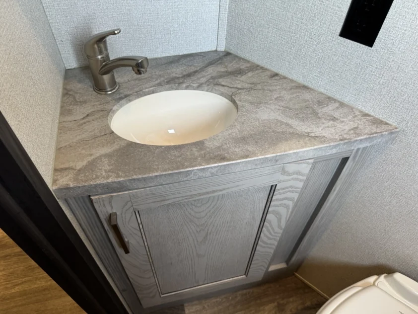 2021 KEYSTONE MONTANA HIGHCOUNTRY 362RD FIFTH WHEEL TRAILER 2 BEDROOM ...